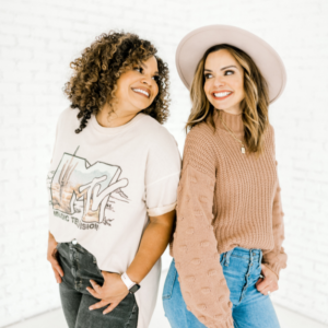 When and How to Tuck Your Top - Outfit Formulas® | Outfit Formulas®